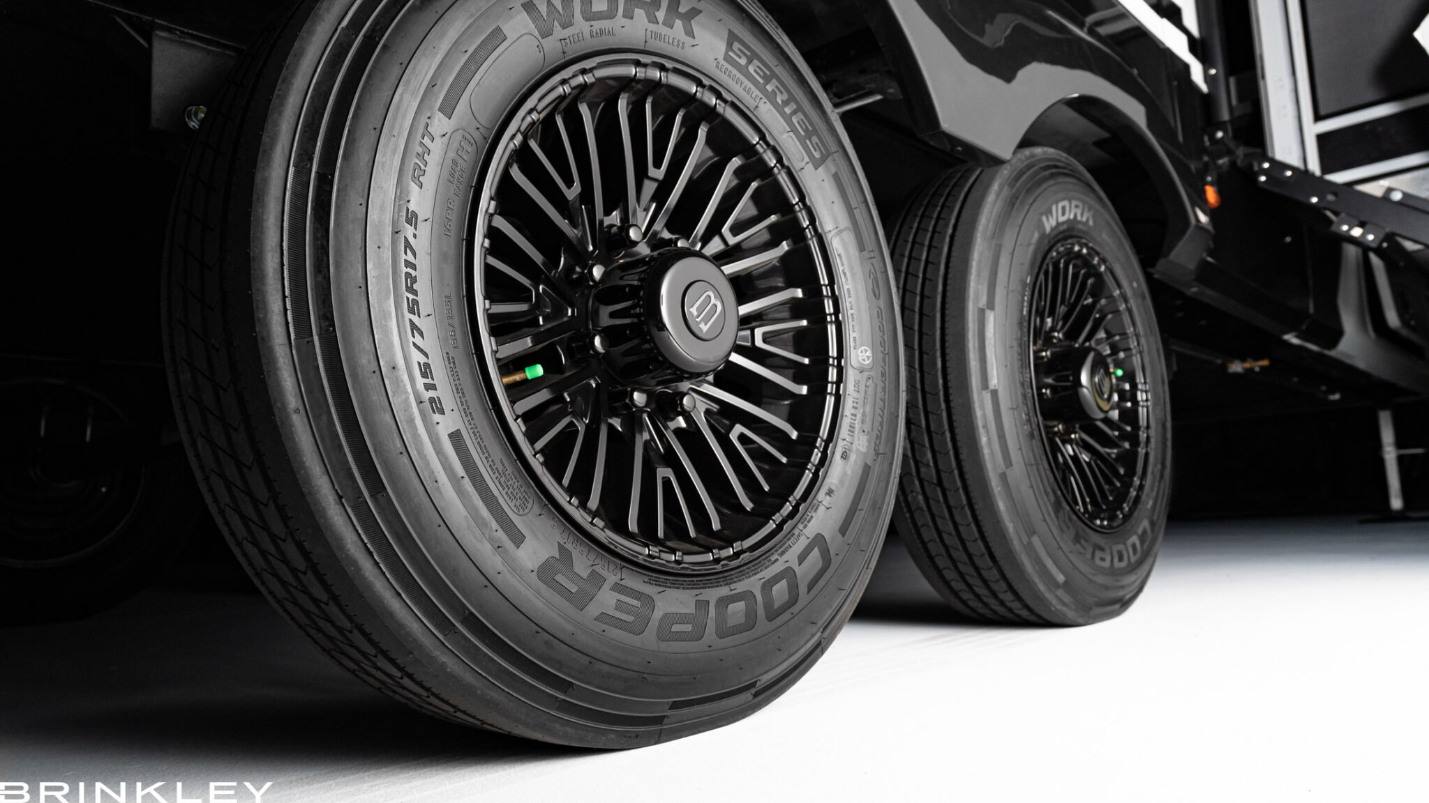 Fifth Wheels | Brinkley RV