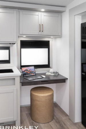 Model Z 2680 Fifth Wheels | Brinkley RV