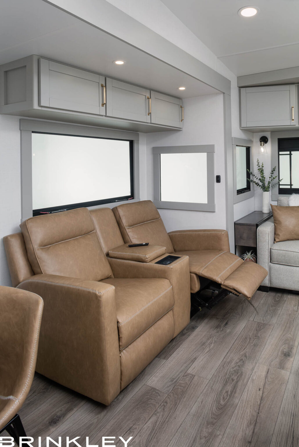 Model Z 2900 Fifth Wheels | Brinkley RV