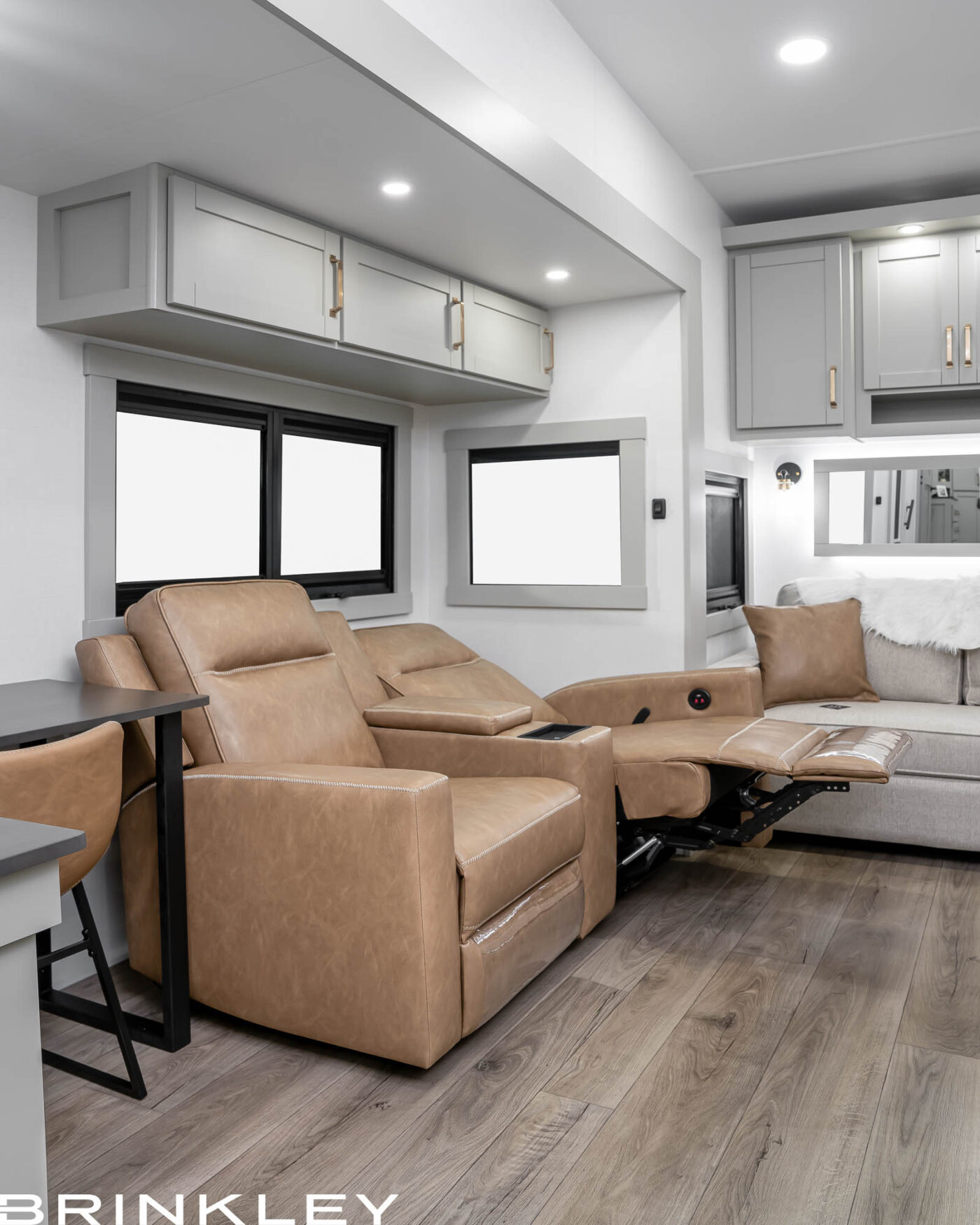 Model Z 3515 Fifth Wheels | Brinkley RV